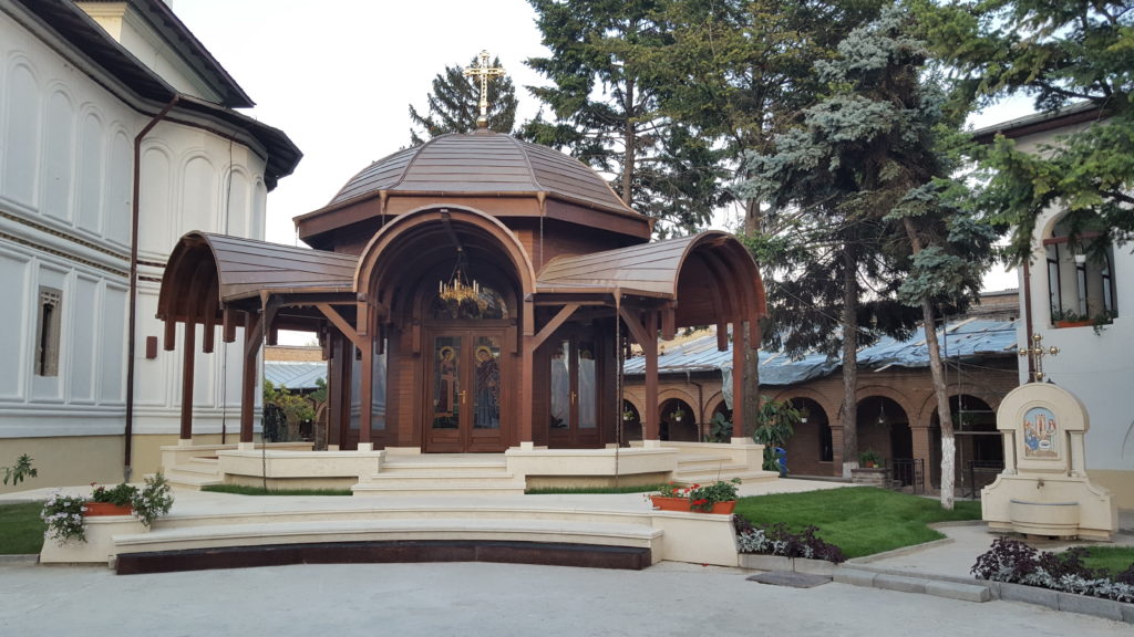 Manastirea Plumbuita SeeBucharest.ro